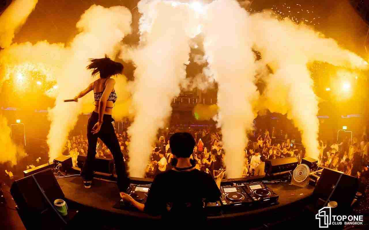 Bangkok Nightlife: 8 Best Places For A VIP Party in Bangkok